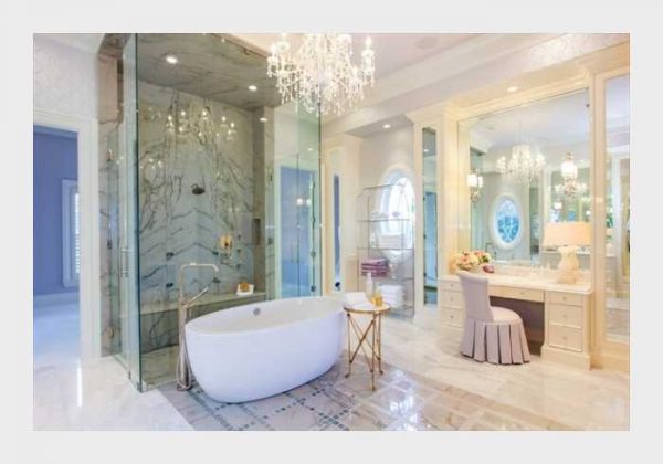 Tony Robbins House - What Properties does he own?