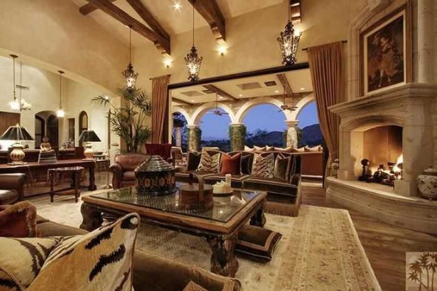 Tony Robbins House - What Properties does he own?